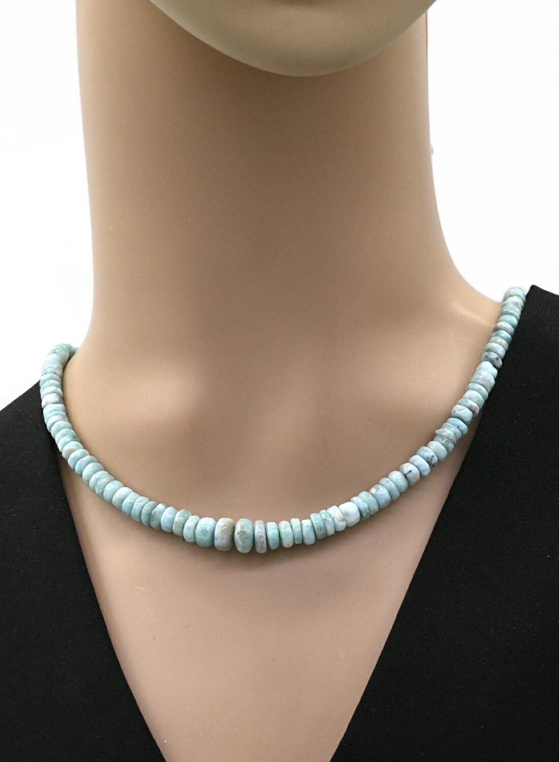 Бусы, ларимар