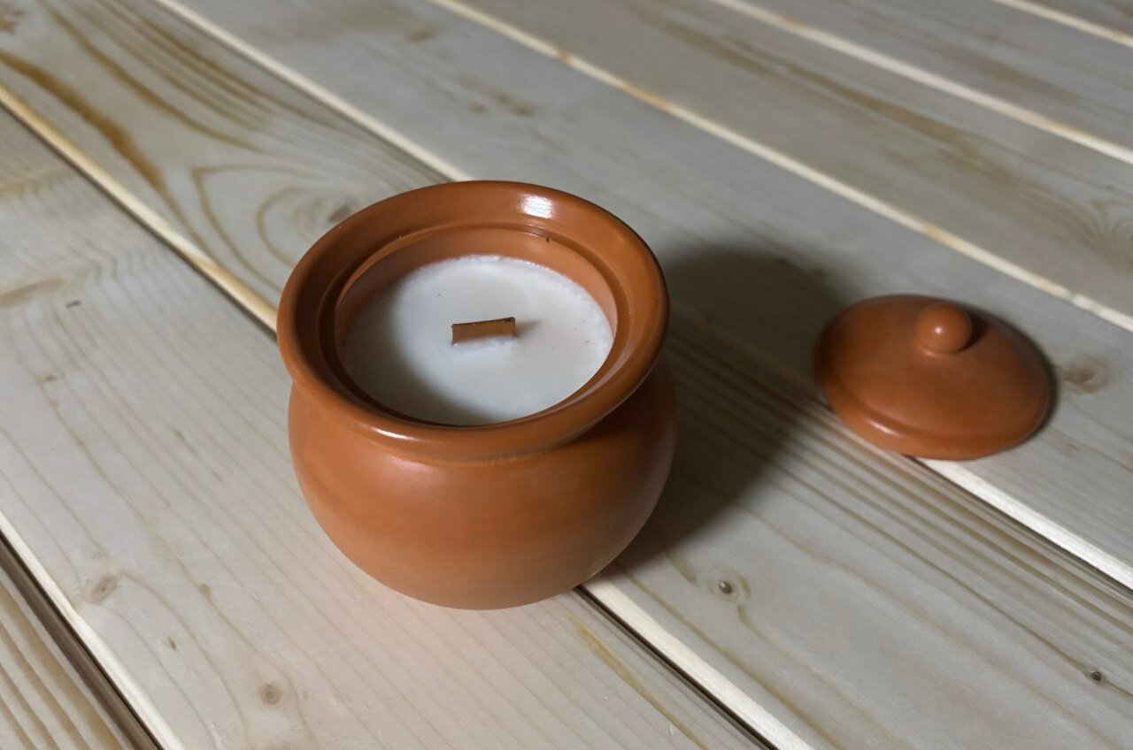 Аромосвеча "Французское печенье", кокосовый воск, в гипсовом горшке, фигурная, ручная работа.