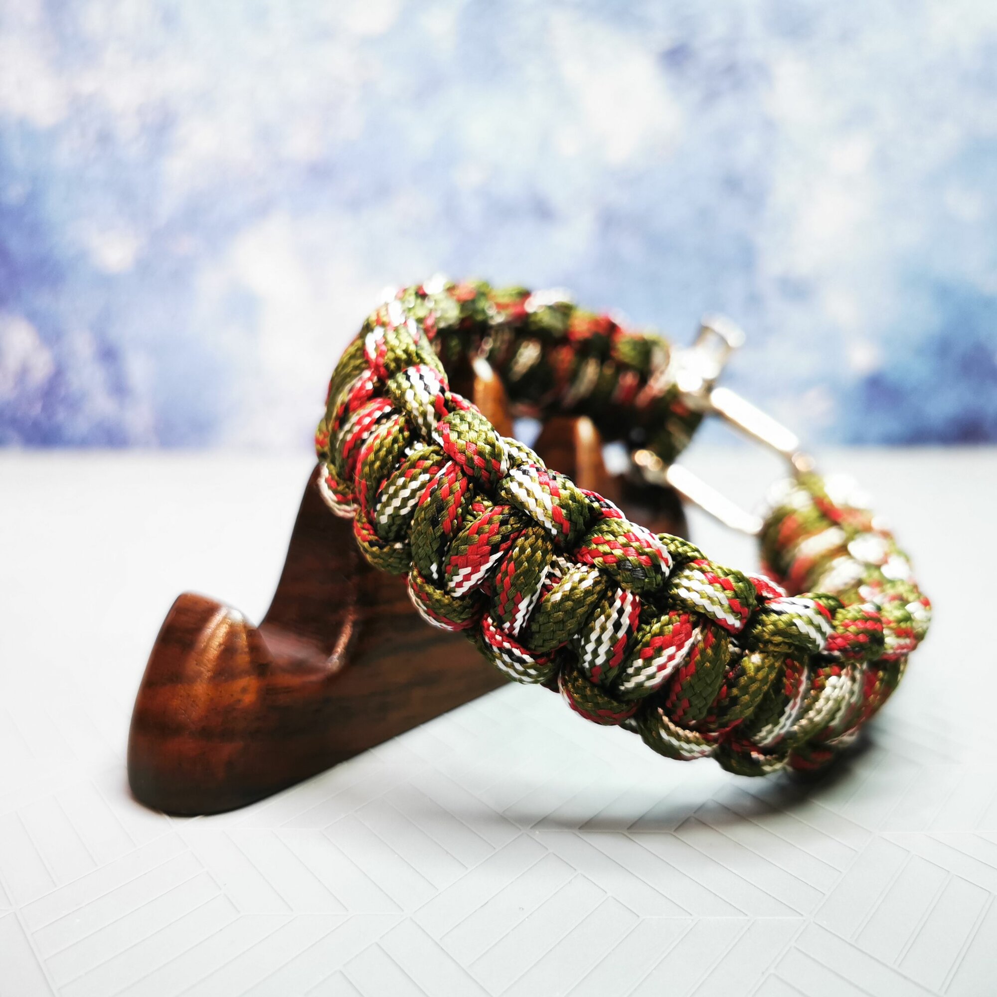 Плетеный браслет, металл