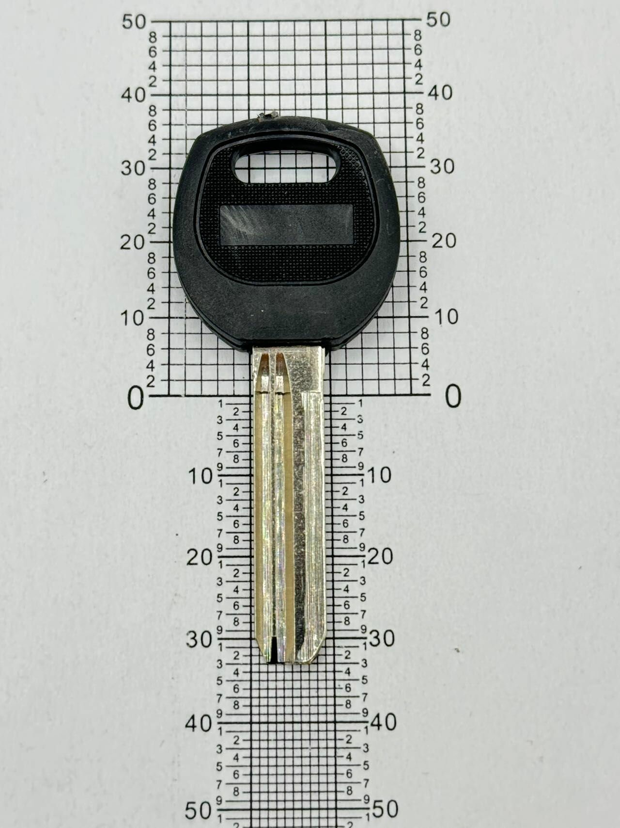 Вертикальный ключ KAIZERпласт. кв. спец.40mm(без упора) 2 паза , (10шт