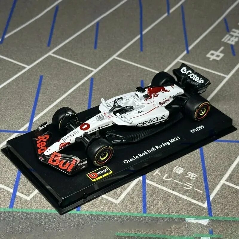 CDMS Bburago 1:43 2025 F1, специальная версия Rb21 литой миниатюры
