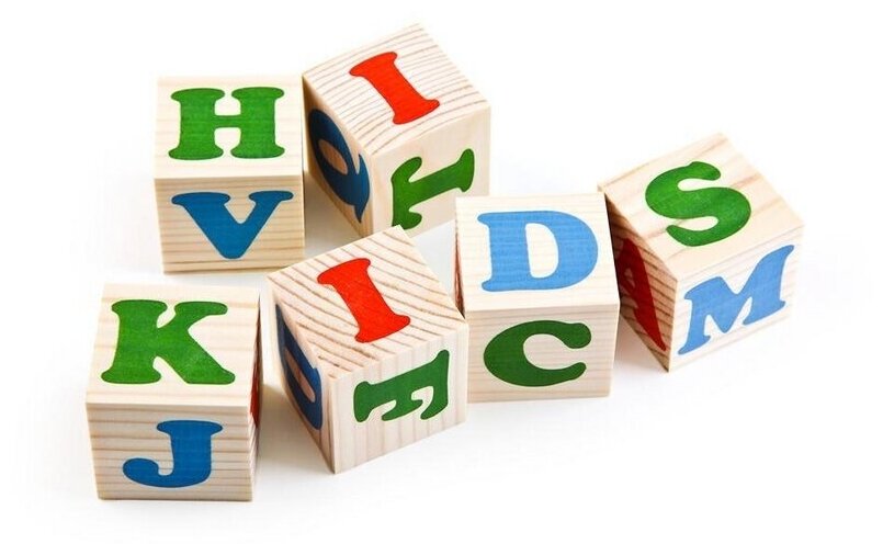 Томик Кубики Алфавит английский 12 кубиков (дерево) 1111-2 с 3 лет