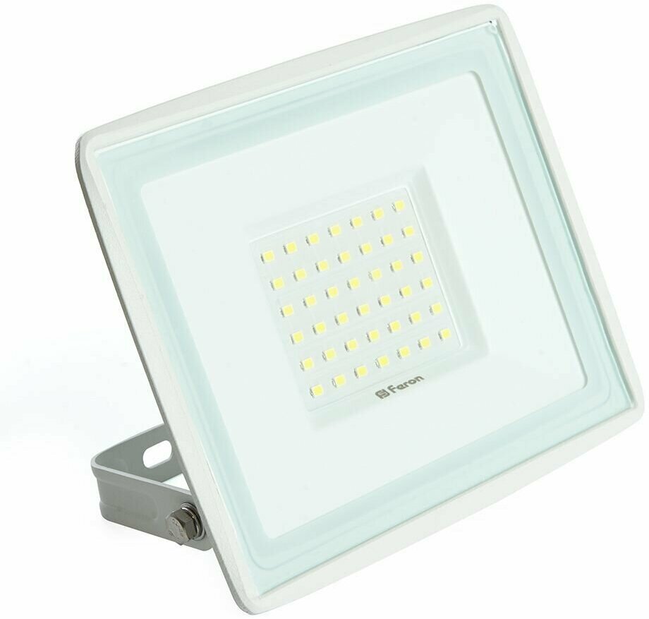 Прожектор светодиодный уличный 50W 6400K цвет белый влагозащита IP65 Feron LL-921 29498