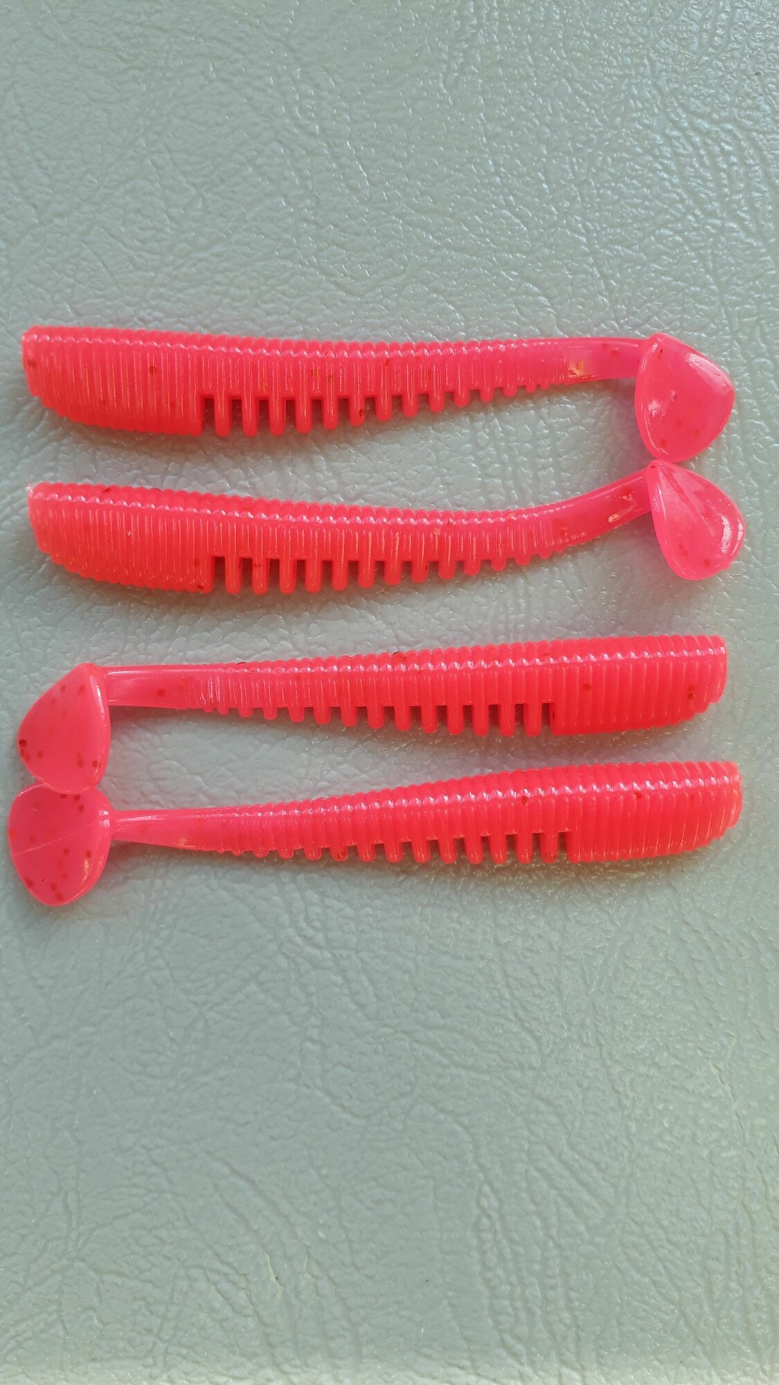 Силиконовая приманка Аваруна (Easy Shad) 89мм (6шт) Розовый (Clear Pink).
