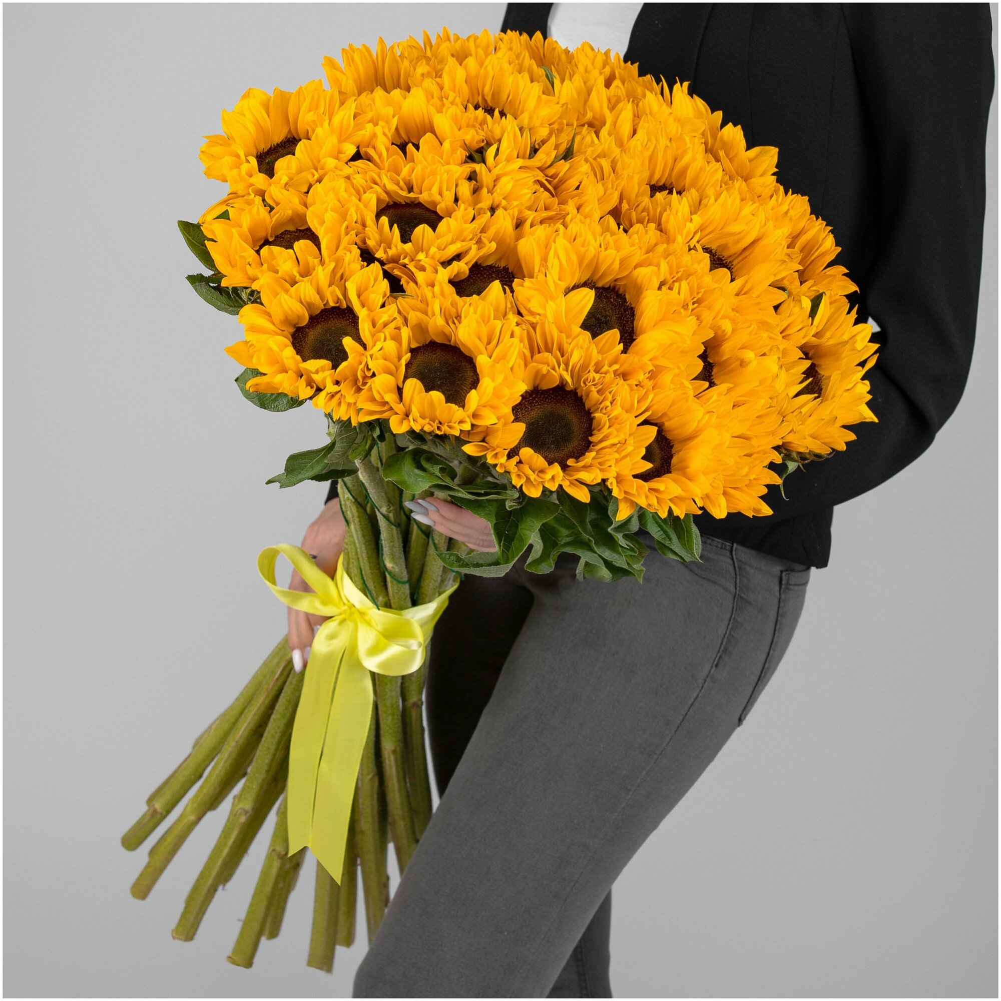 Букет 25 Подсолнухов