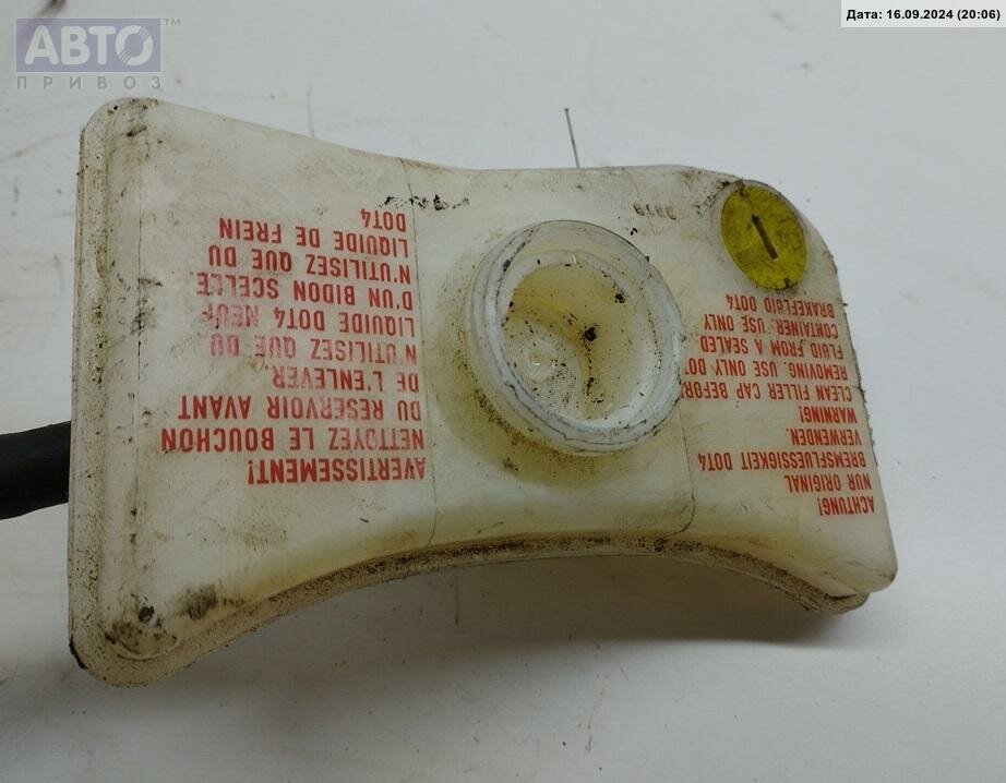 Бачок тормозной жидкости Audi A6 C5 (1997-2005)