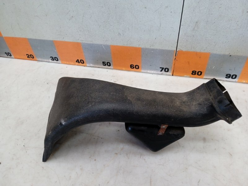 Б/У Мицубиси Шариот Грандис Воздухозаборник Mitsubishi Chariot Grandis 1998 3, N84W 310538 MITSUBISHI арт. MR323279