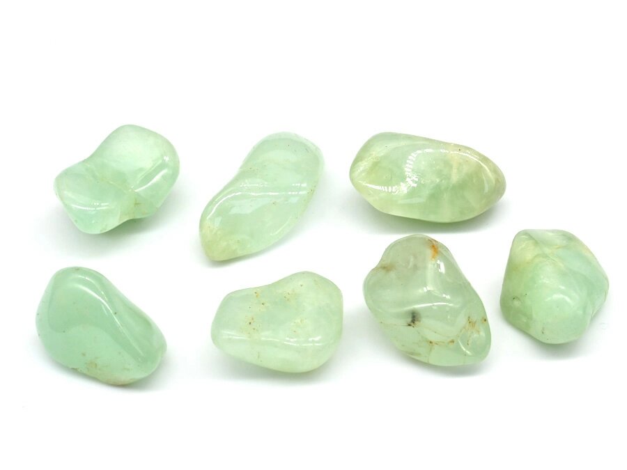 Минерал пренит 22*18*11мм. 9-10г (L). .