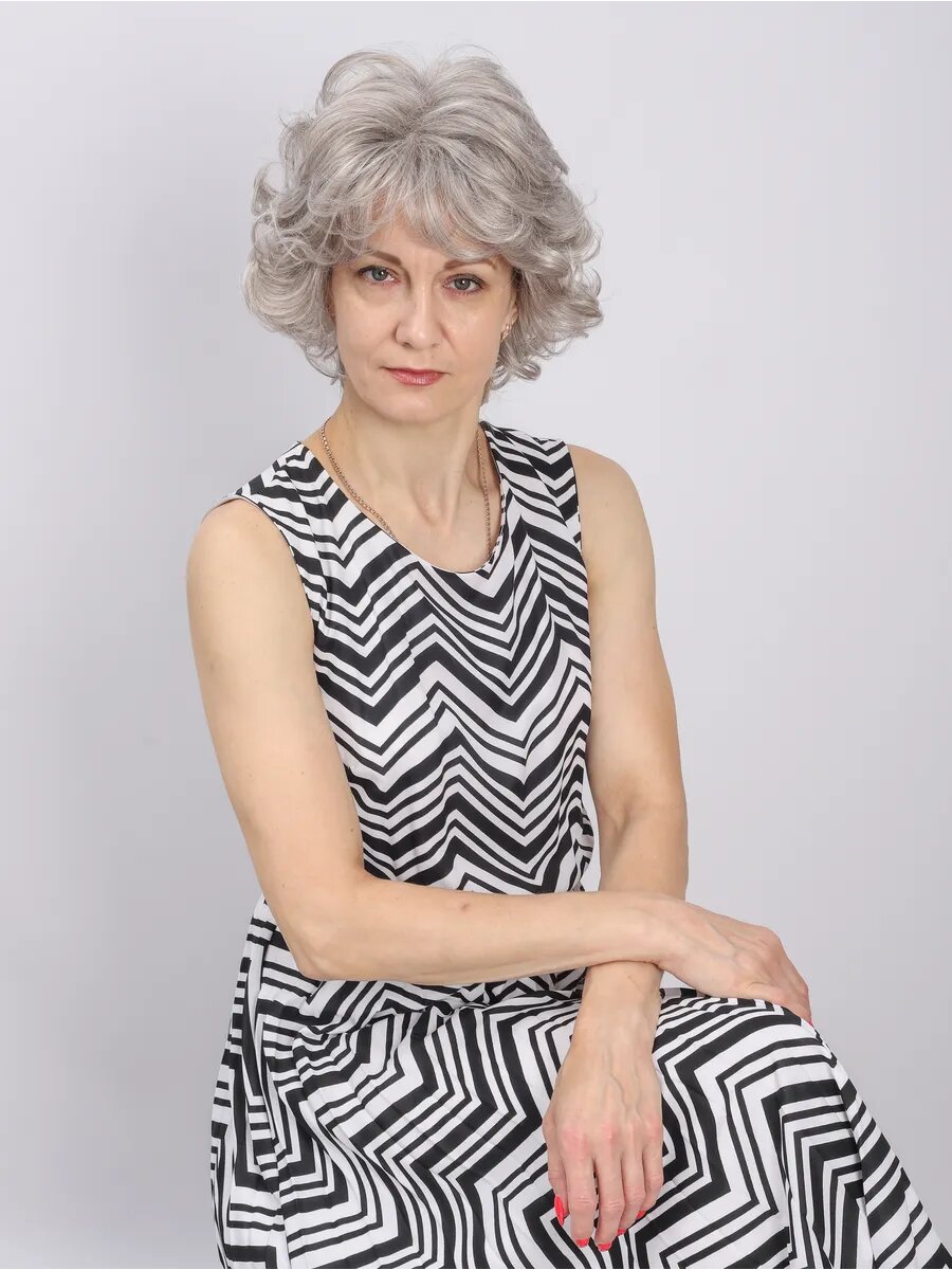 Парик волнистые волосы мелированный