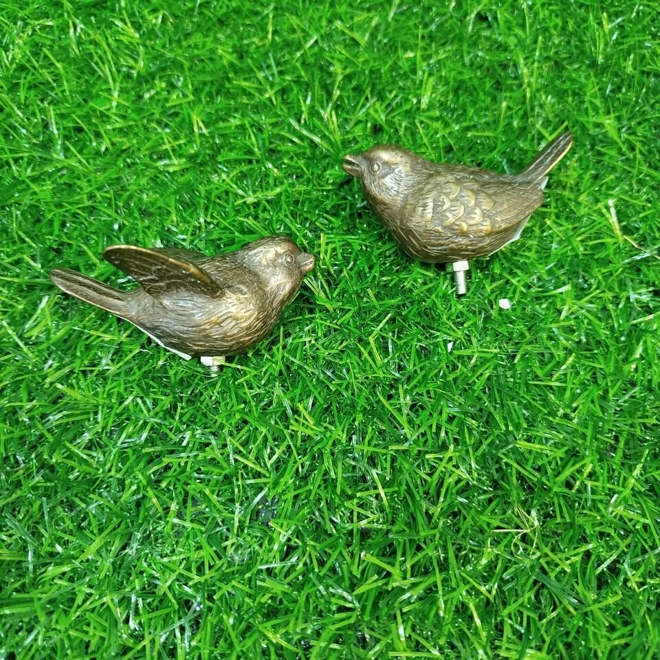 Фигурки из бронзы "Две птички"