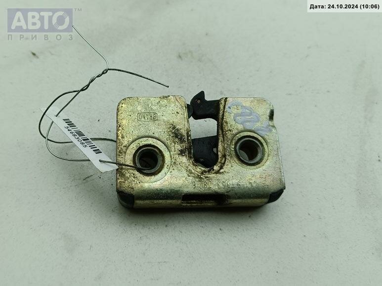 Замок двери задней правой Skoda Felicia