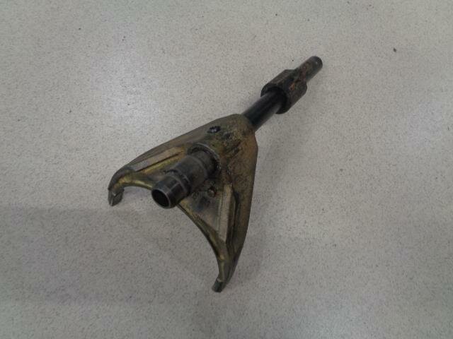 Вилка переключения 5 передачи от Volvo S60 2000-2009