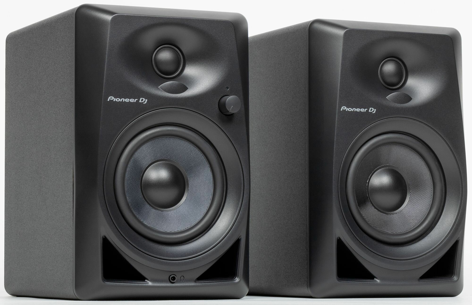 Полочная акустическая система Pioneer DJ DM-40D 2 колонки black