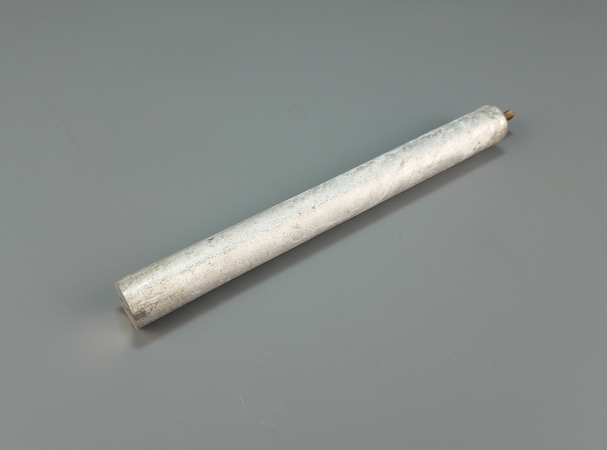 Анод для водонагревателя магниевый d20x200x15 M5