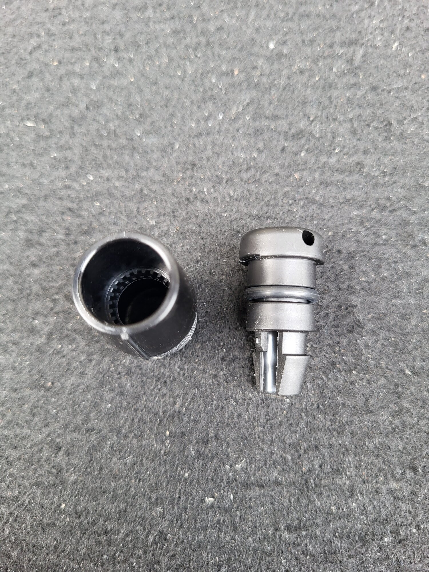 Крышка индикатор воды suzuki DF25-140 котролька