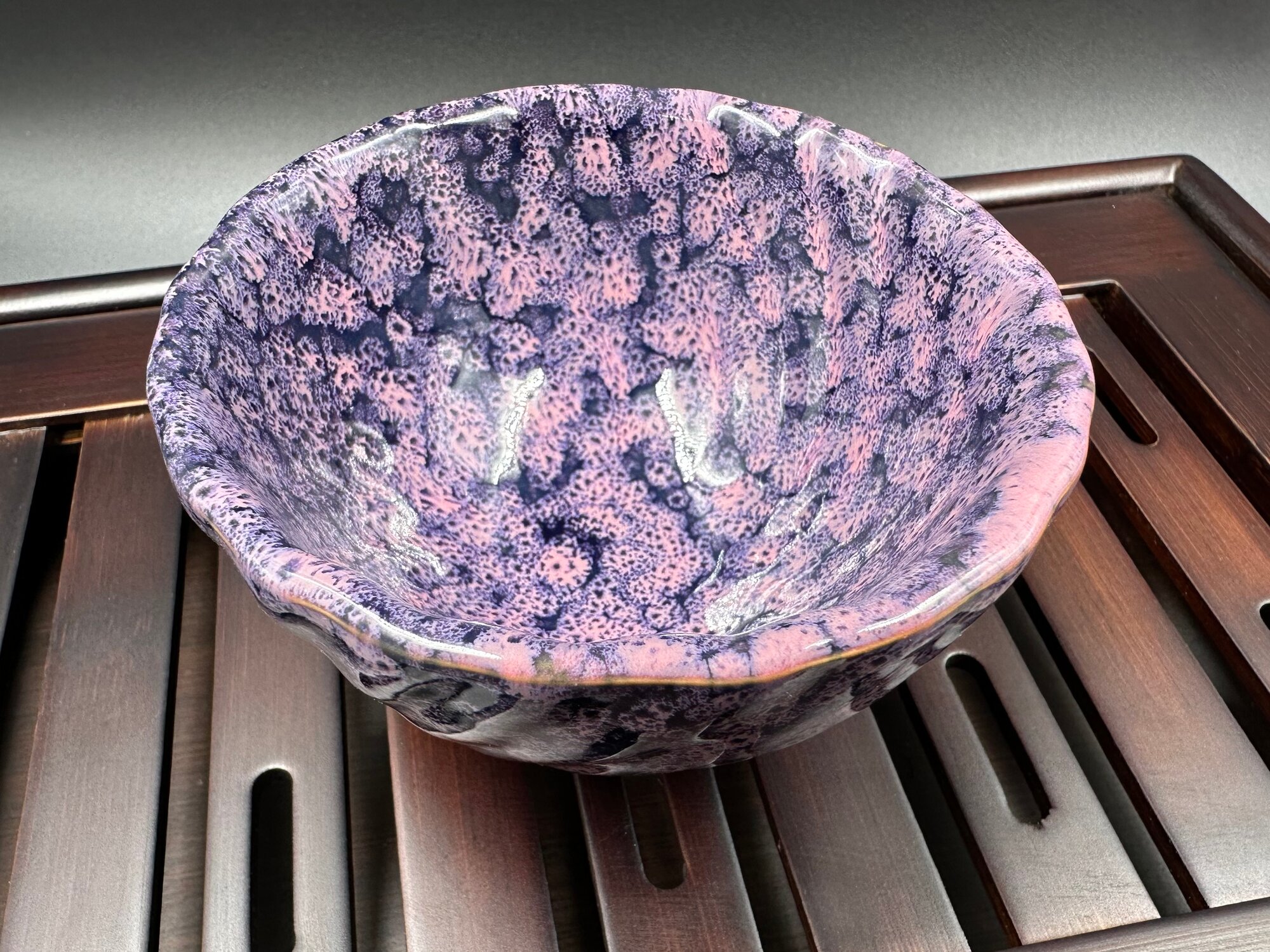 Пиала керамическая фиолетовая, 110 мл. Толстостенная пиала для чайной церемонии.