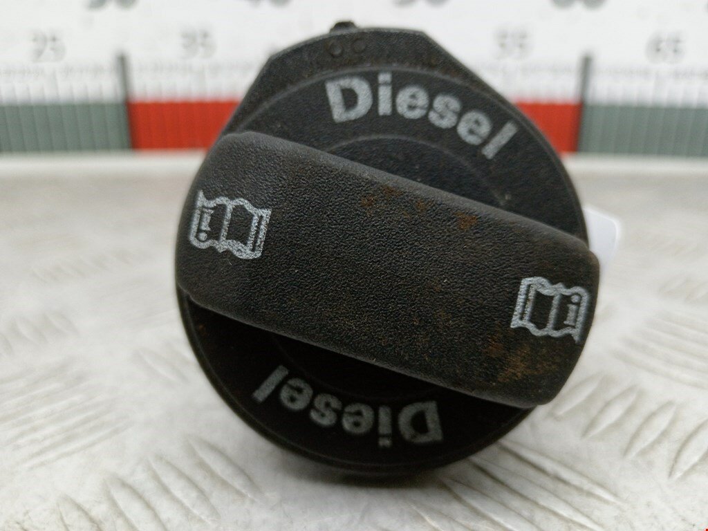 Крышка топливного бака Audi A6 C6 1J0201553AC арт. 2165909