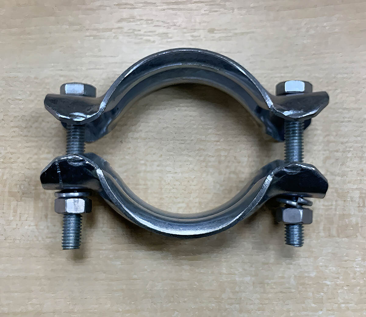 Хомут крепления глушителя Audi М8 х 54 (JP Group)