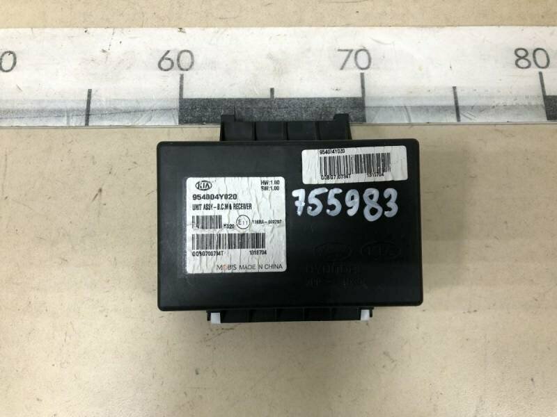 Блок управления центральным замком Kia Rio 3 UB 2011-2017 кат.номер: 954004Y020