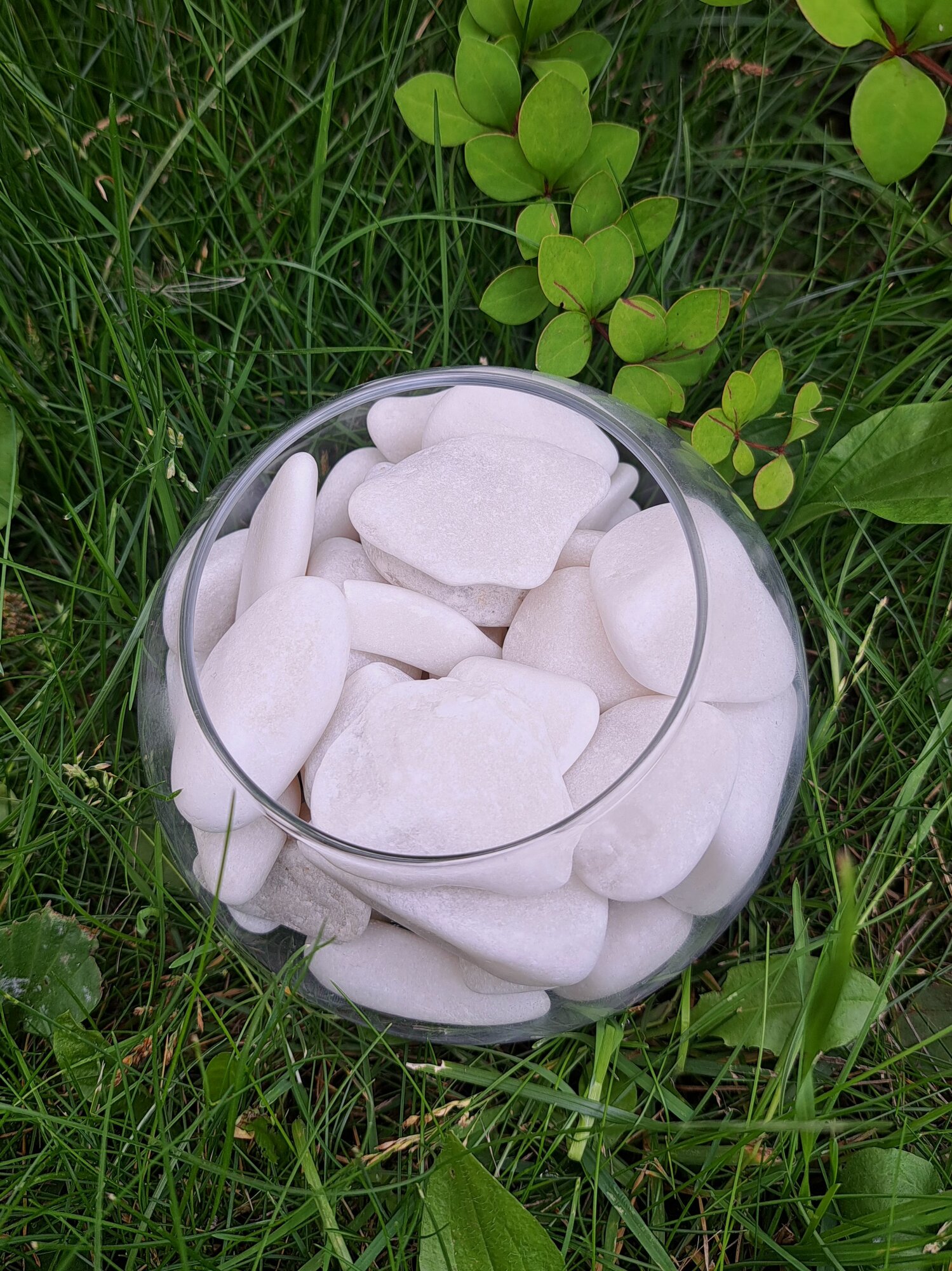 Белый мрамор галтованный натуральный 3 кг 40+ мм / Белый мрамор