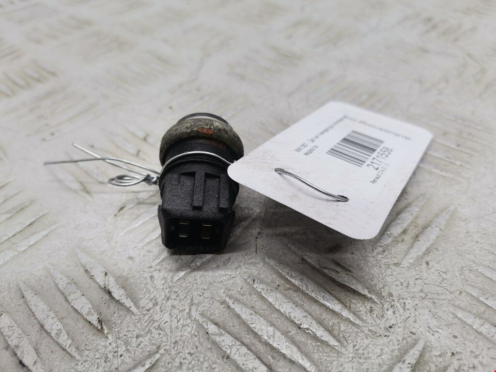 Датчик температуры охлаждающей жидкости Renault Clio 3 7700105087 арт. 2171558