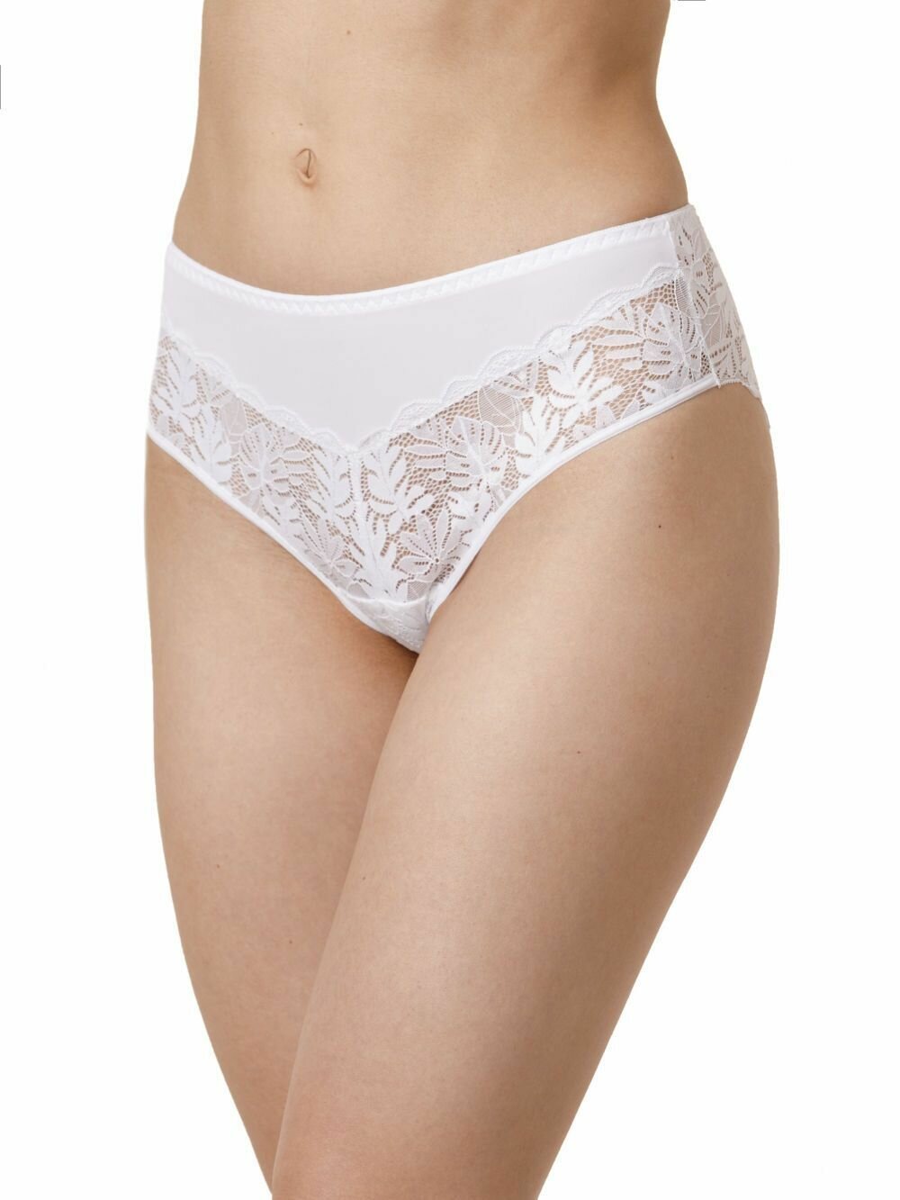 Трусы с кружевом