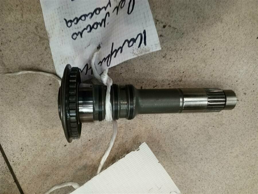 Вал КПП от Toyota Camry XV40 2006-2011