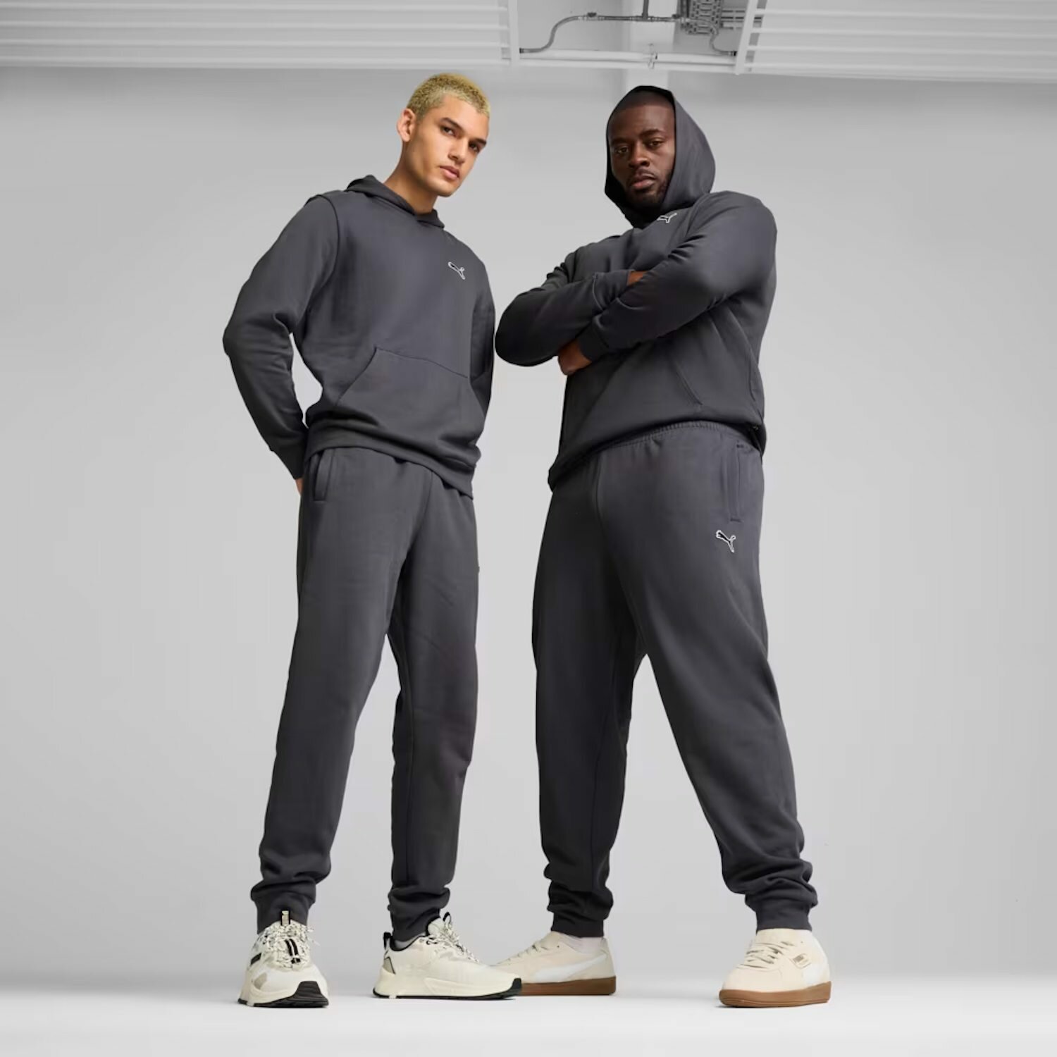 Брюки PUMA BETTER ESSENTIALS Sweatpants, размер S, серый — фото 1