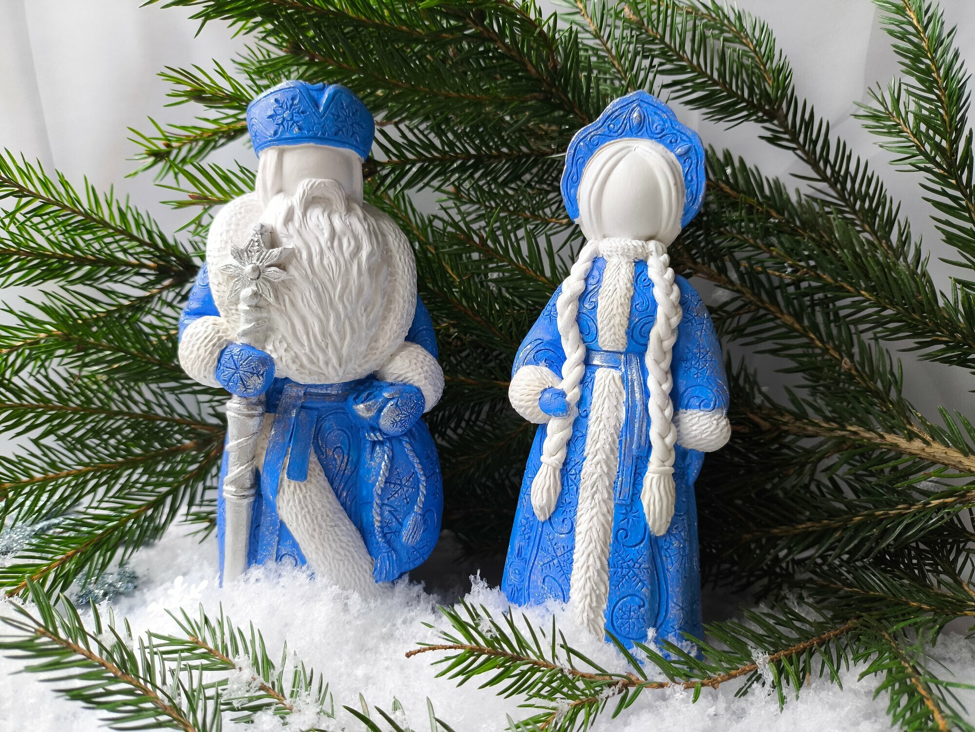 Статуэтки Дед Мороз и Снегурочка синие