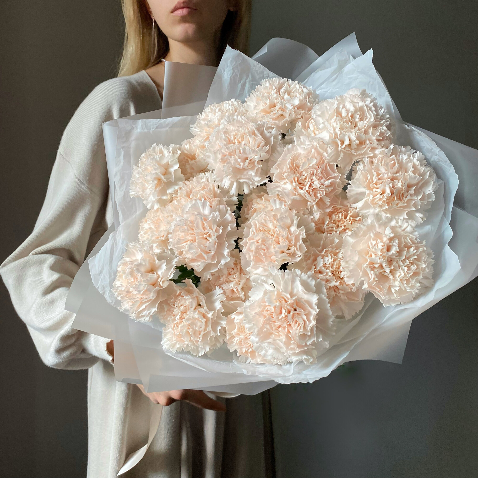 Жемчужные гвоздики в авторском оформлении, размер М, 23шт. Veresk337