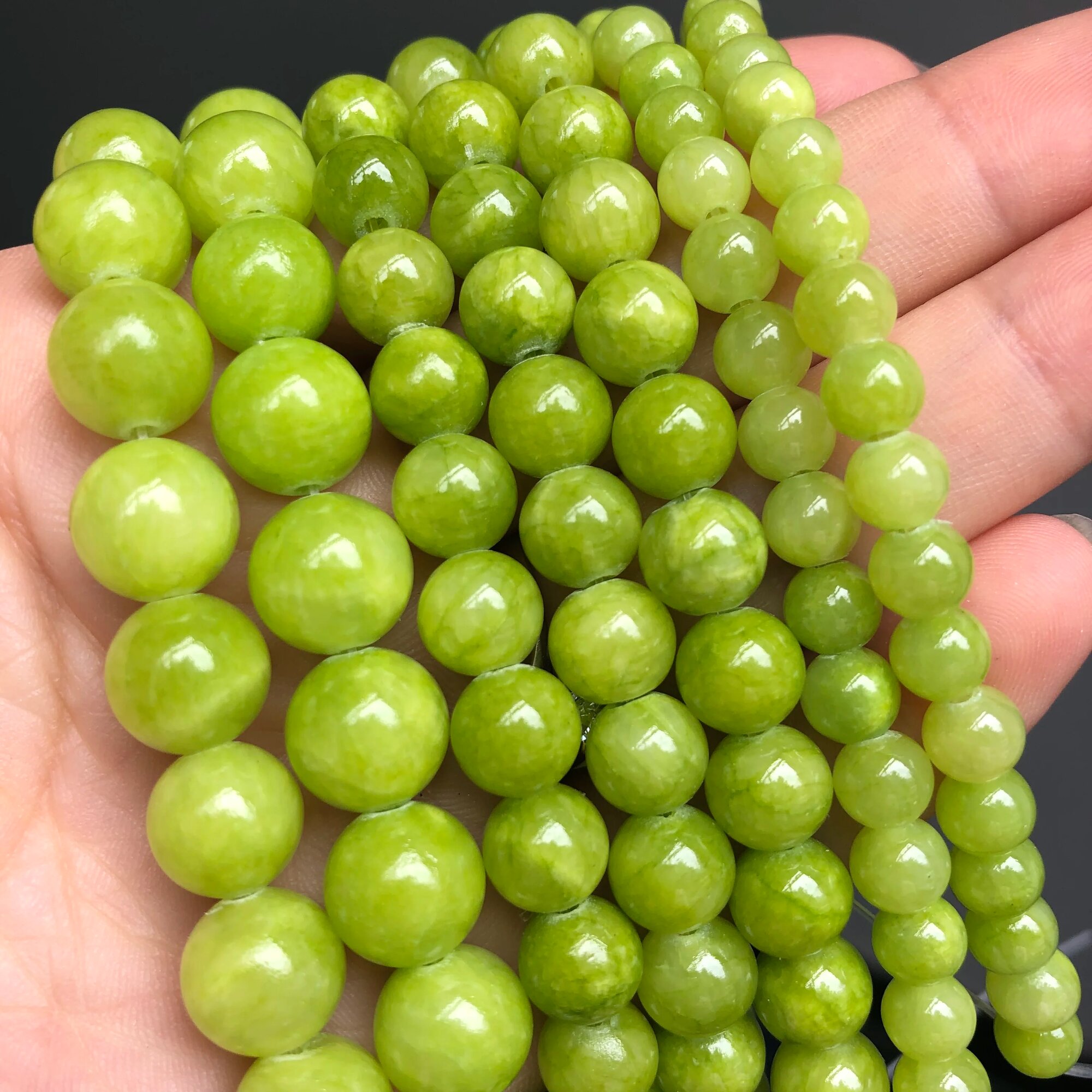 Бусины из ангелита, халцедона, нефрита 4-12 мм xilitata 8mm (approx 46pcs), Green Jade