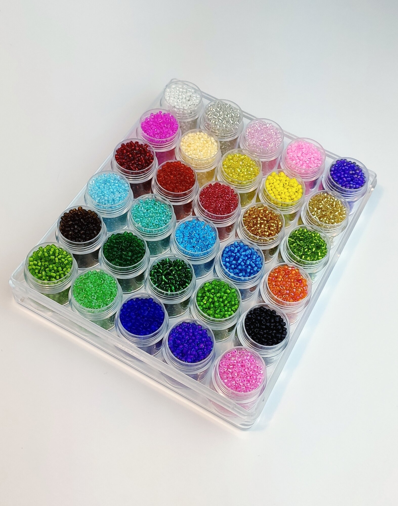 Бисер/ бисер круглый рокайль/ набор для рукоделия/бисер для рукоделия/ набор для творчества/ цвет ассорти, 30 шт.