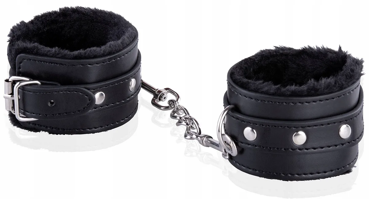Наручники с мехом