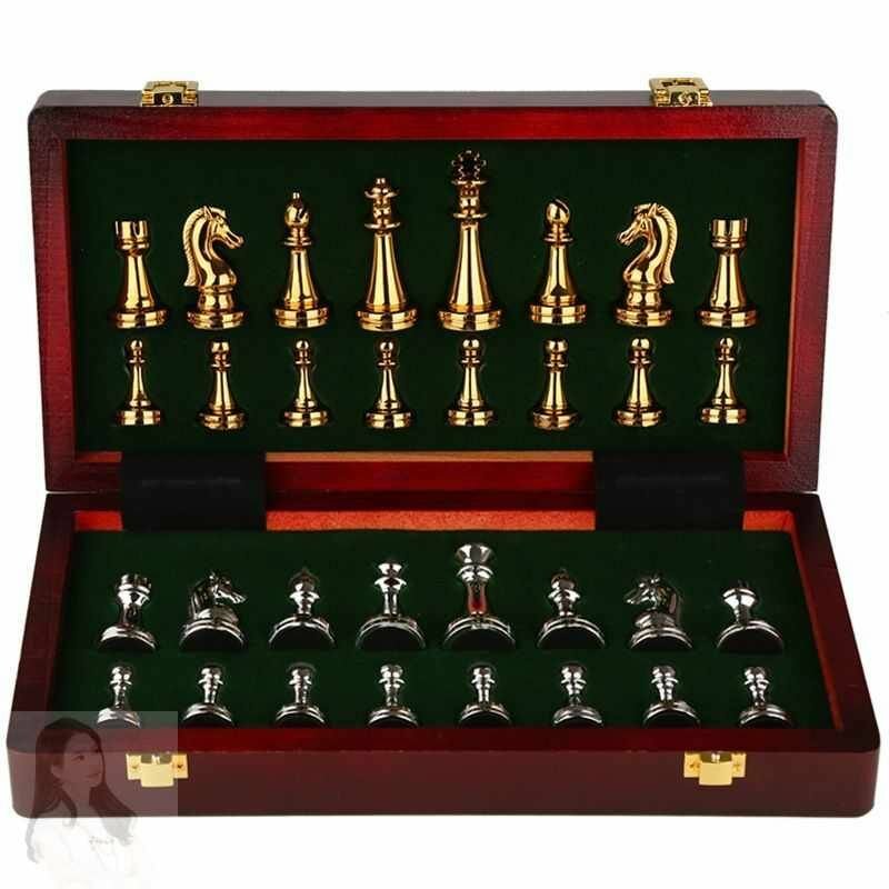 Шахматы "Премиум", металлические, золотого и серебряного цвета