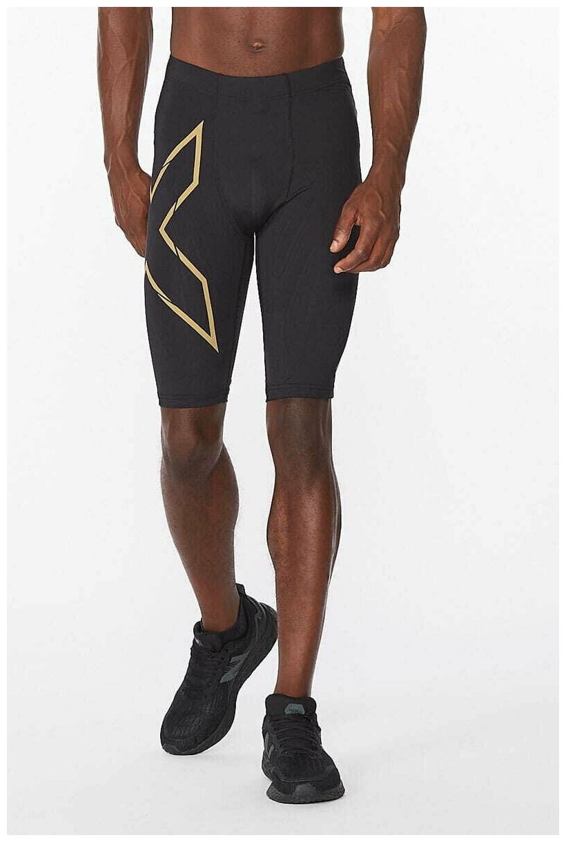 Шорты спортивные