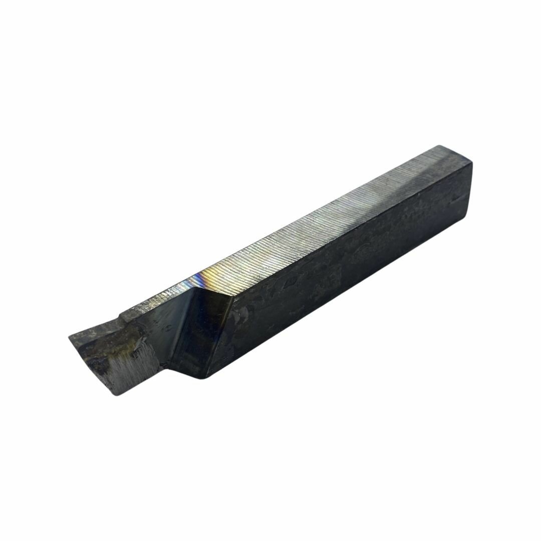 Резец токарный отрезной 25х16х140 ВК8 левый