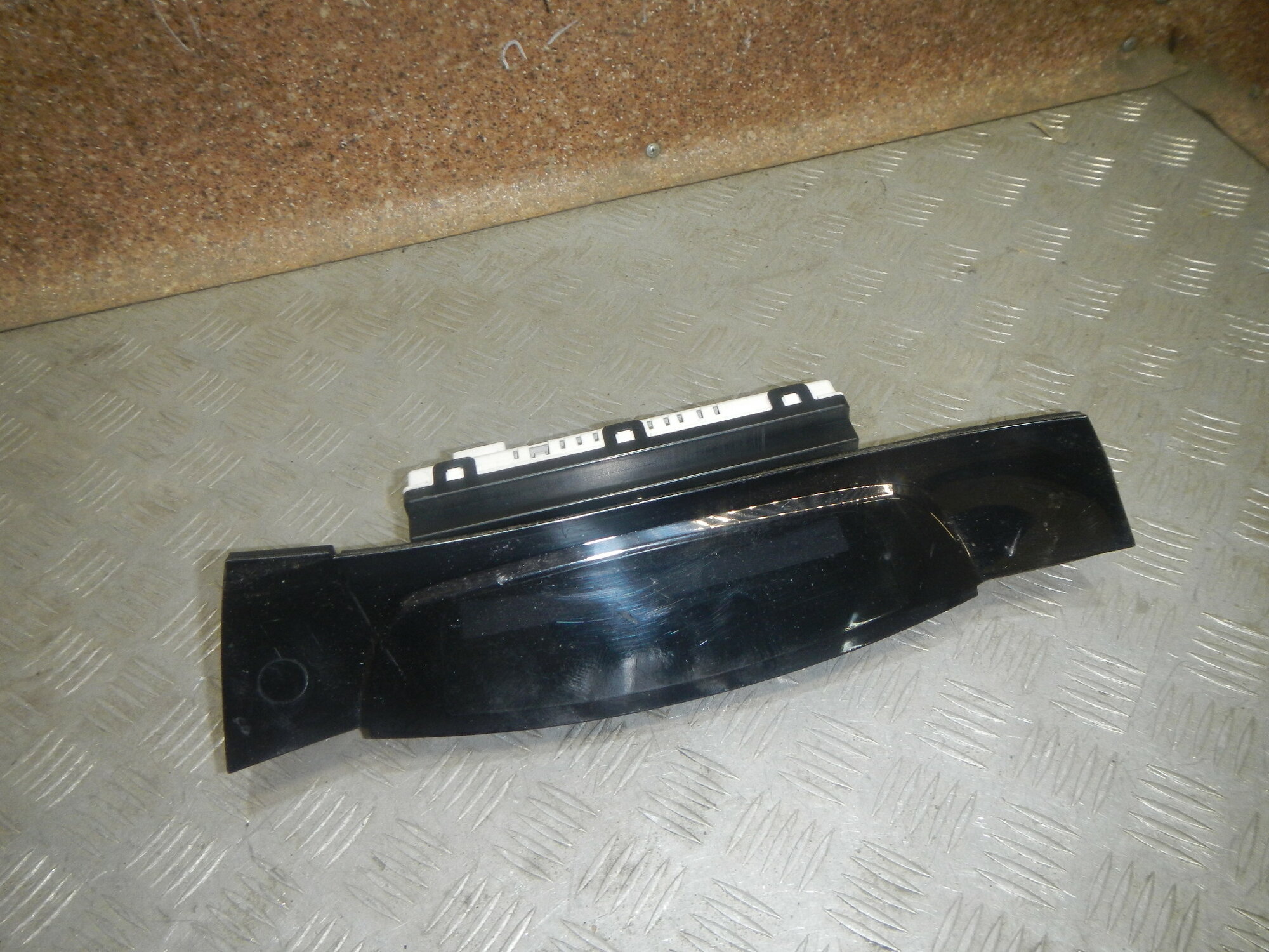 Б/У Дисплей информационный, Honda (Хонда)-CIVIC 5D (06-12) HONDA CIVIC 5D (06-12) Царапины. 555982 HONDA арт. 78100SMGG41