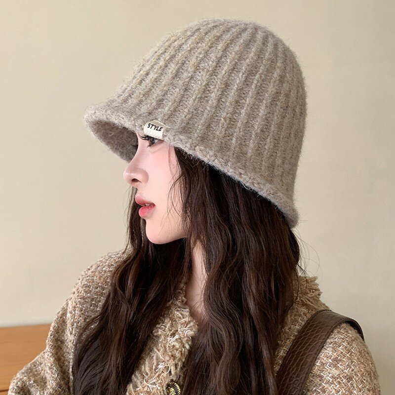 Шапка для женщин