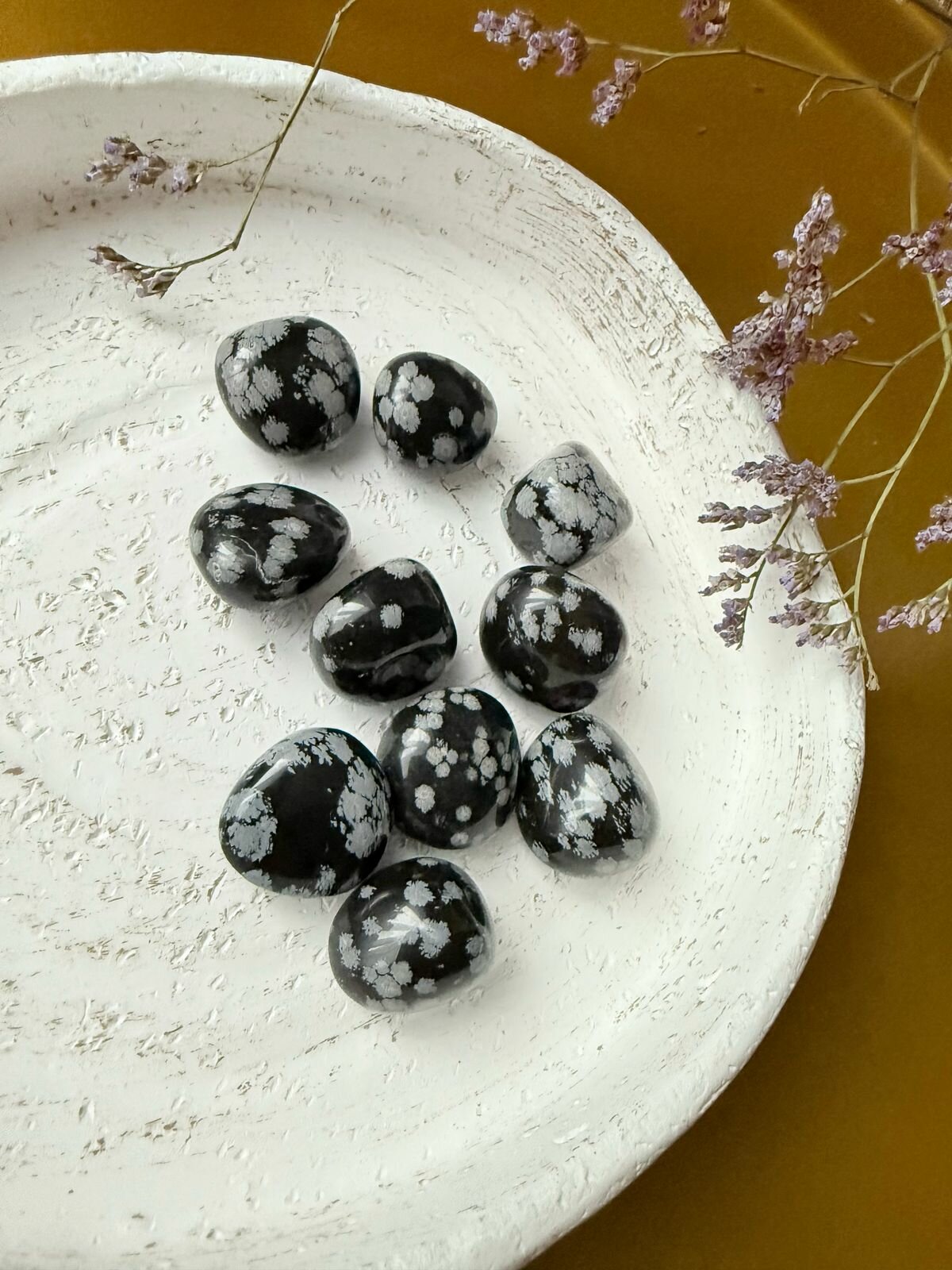 Галтовка из Обсидиана снежного (США, Гладкий/Необработанный, 2 см, Чёрный)