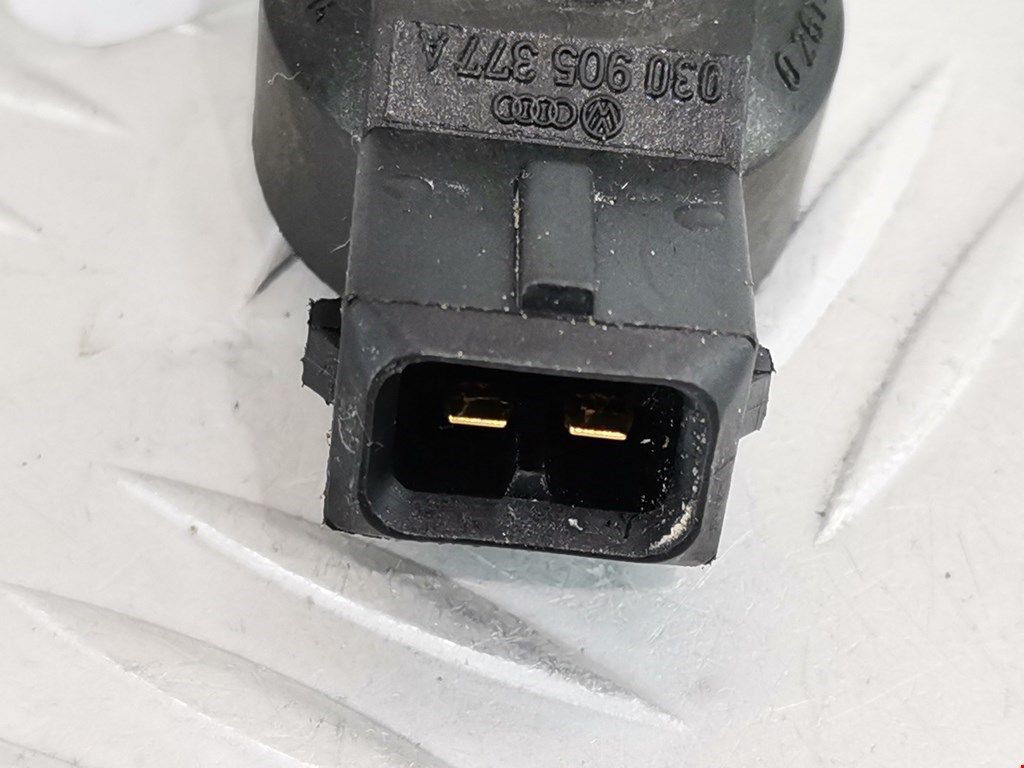 Датчик детонации / 1514897 0261231045 030905377A для Volkswagen Lupo (с пробегом)