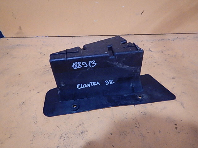 Б/У Ящик для инструментов, Hyundai (Хендэ)-ELANTRA (00-05) HYUNDAI ELANTRA (00-05) С разбора хеч. целый 188913 Hyundai-KI...