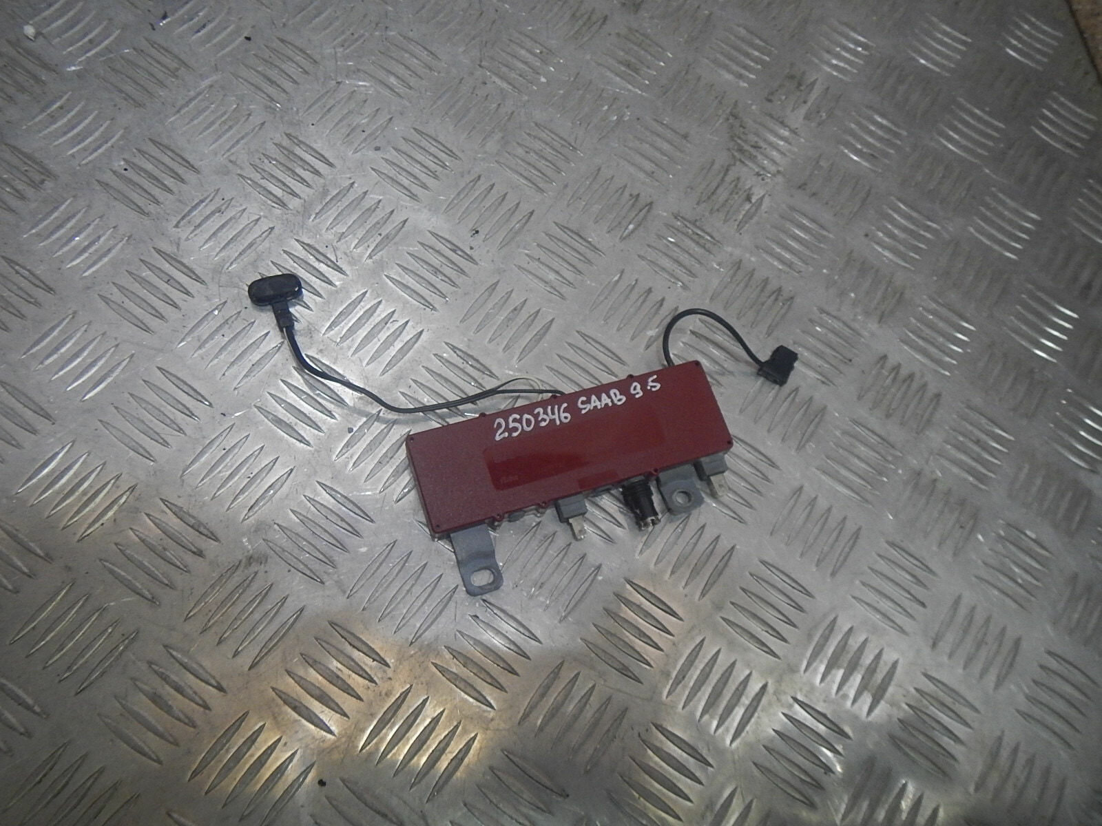 Б/У Антенна, Saab (Сааб)-9-5 (97-) 9-5 (97-) Без видимых повреждений. 250346 SAAB арт. 4870317