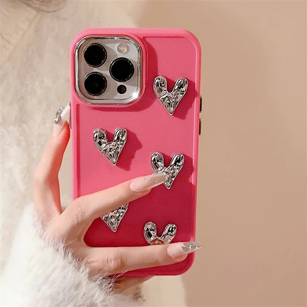 Розовый чехол для iPhone 16 Pro Max с сердечками