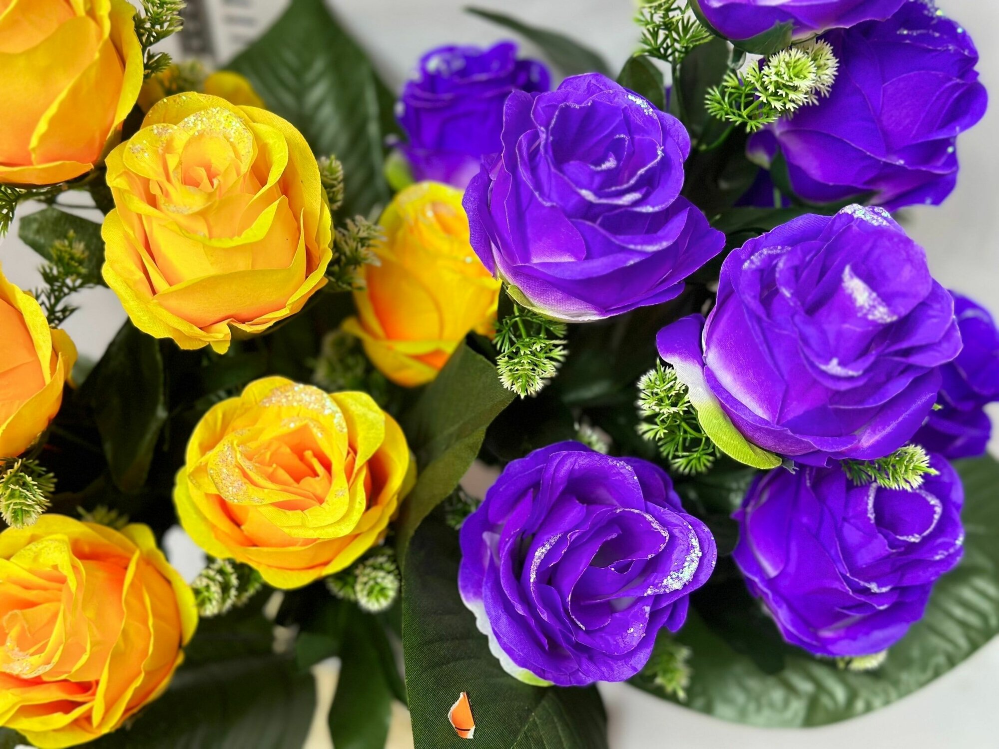 20 букетов искусственных роз для дома, офиса, банкета, на кладбище на могилу на пасху