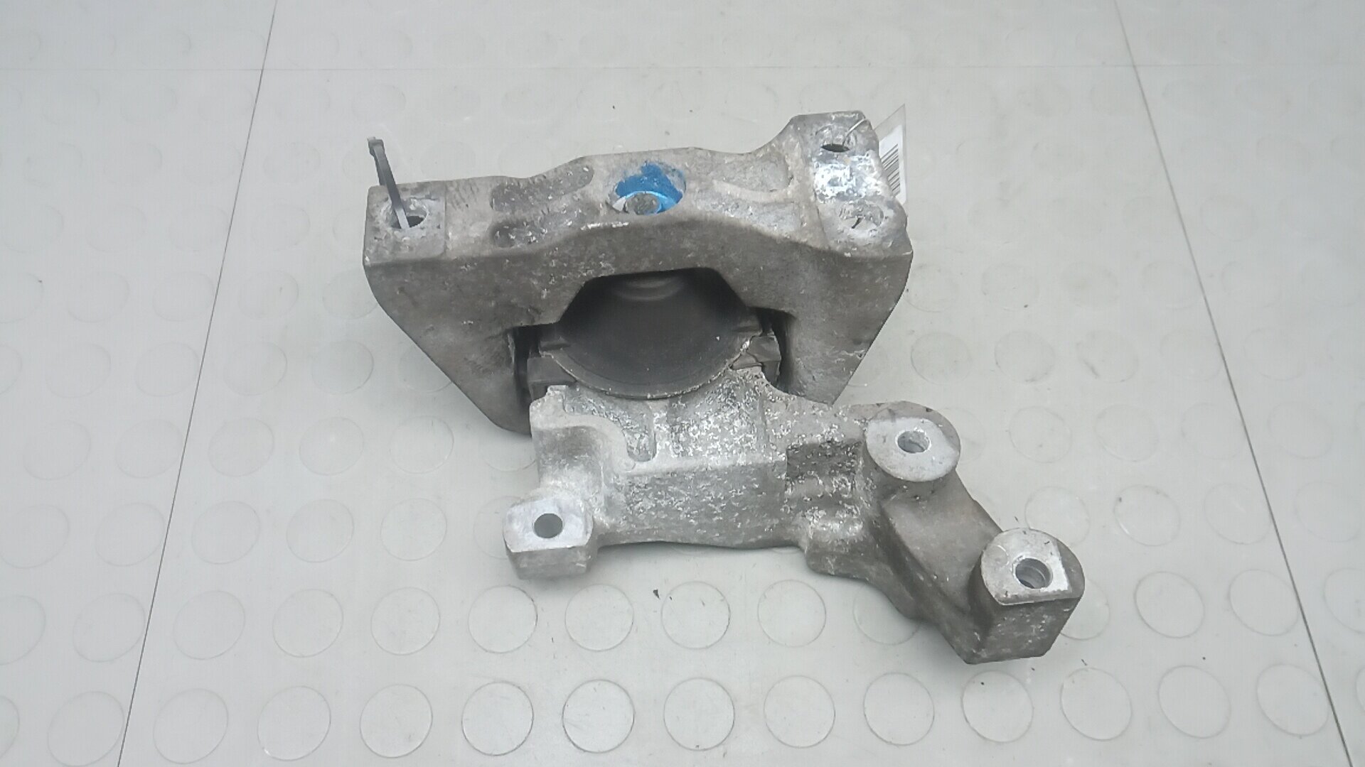 Подушка двигателя бензиновая NISSAN JUKE F15