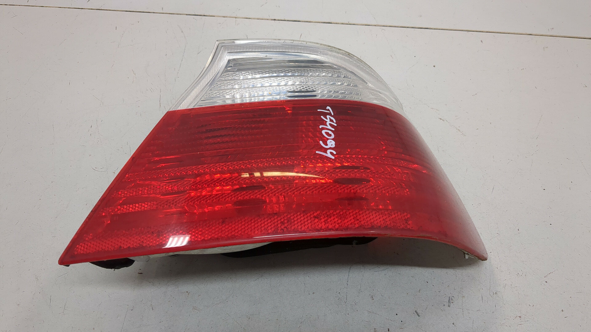 Фонарь (задний) правый BMW 3 E46 Б/У