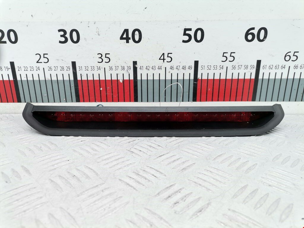 Фонарь дополнительный тормозной (стоп-сигнал) Opel Vectra C 93178144 арт. 1988668