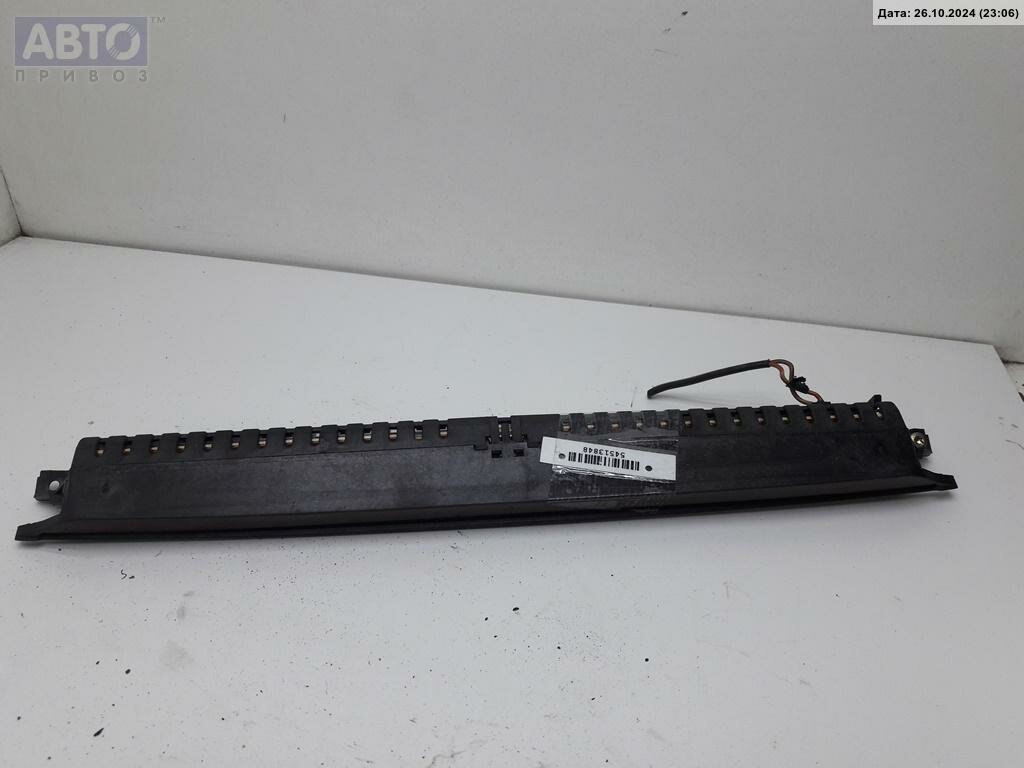 Фонарь стоп-сигнал Volkswagen Golf-4