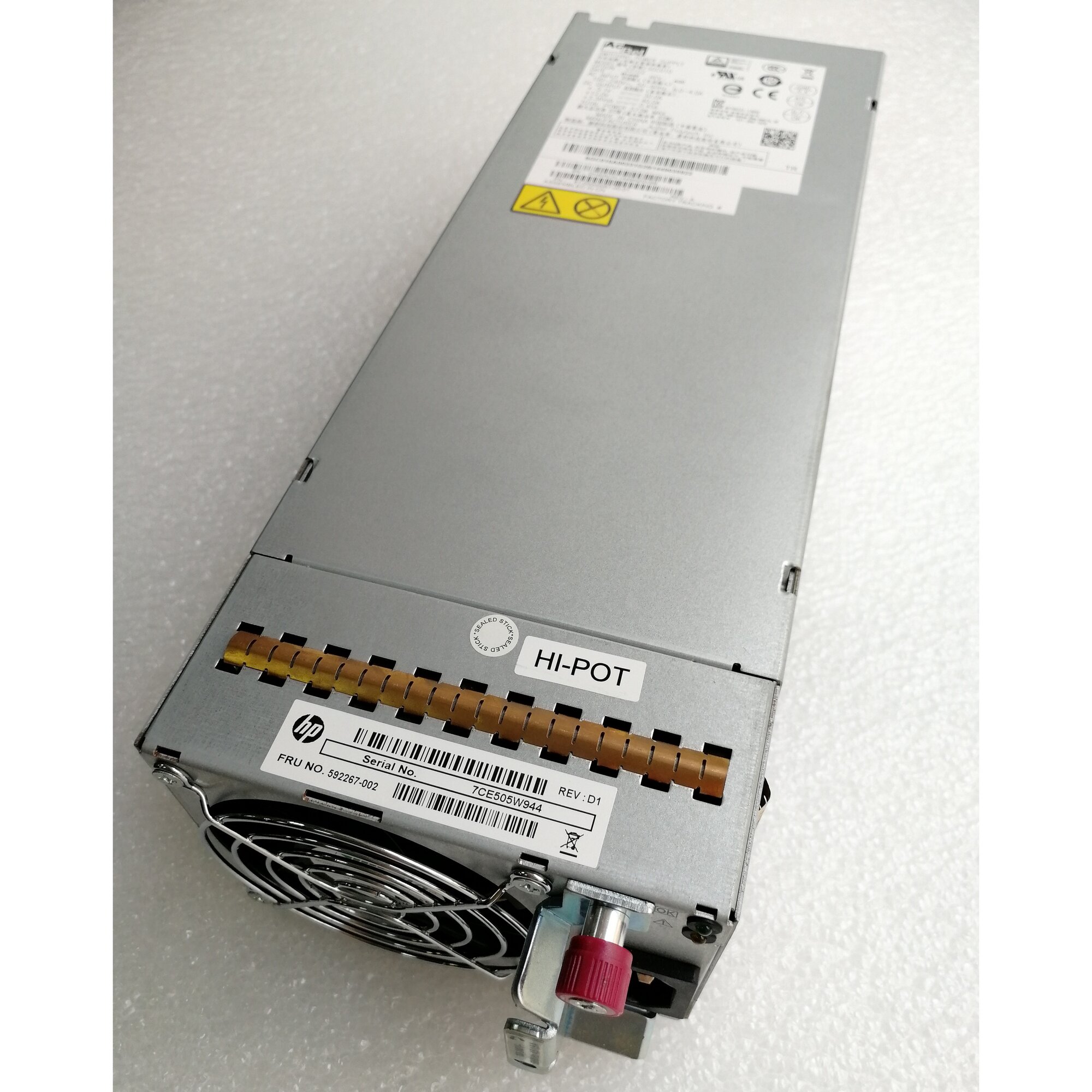 Блок питания HP 592267-001 573/595W для СХД MSA2000 P2000 G3 MSA2040 MSA2050 592267-001 545831-001 YM-3591A