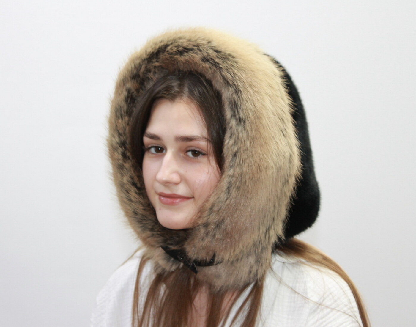 Капор капюшон из эко меха, Мария для женщин